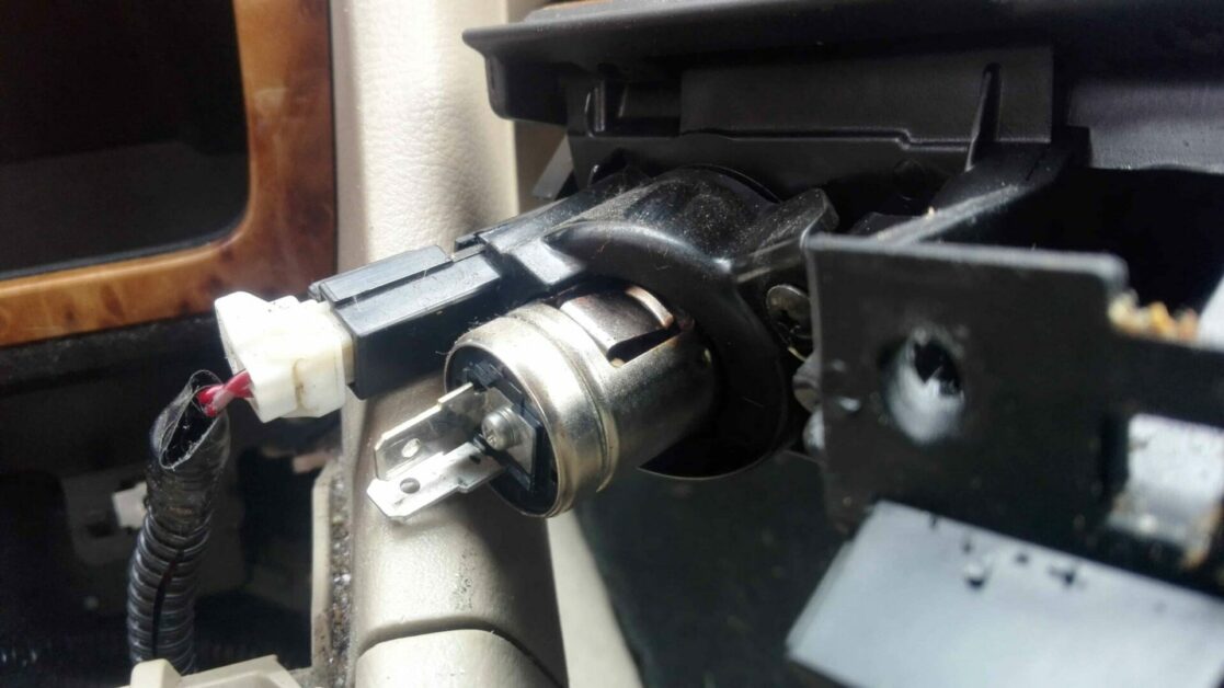 How To Replace a 12V Car Socket - Step by Step - CarCareCamp
